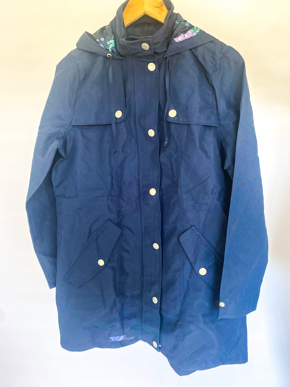 JACKETS – Queue Shoes