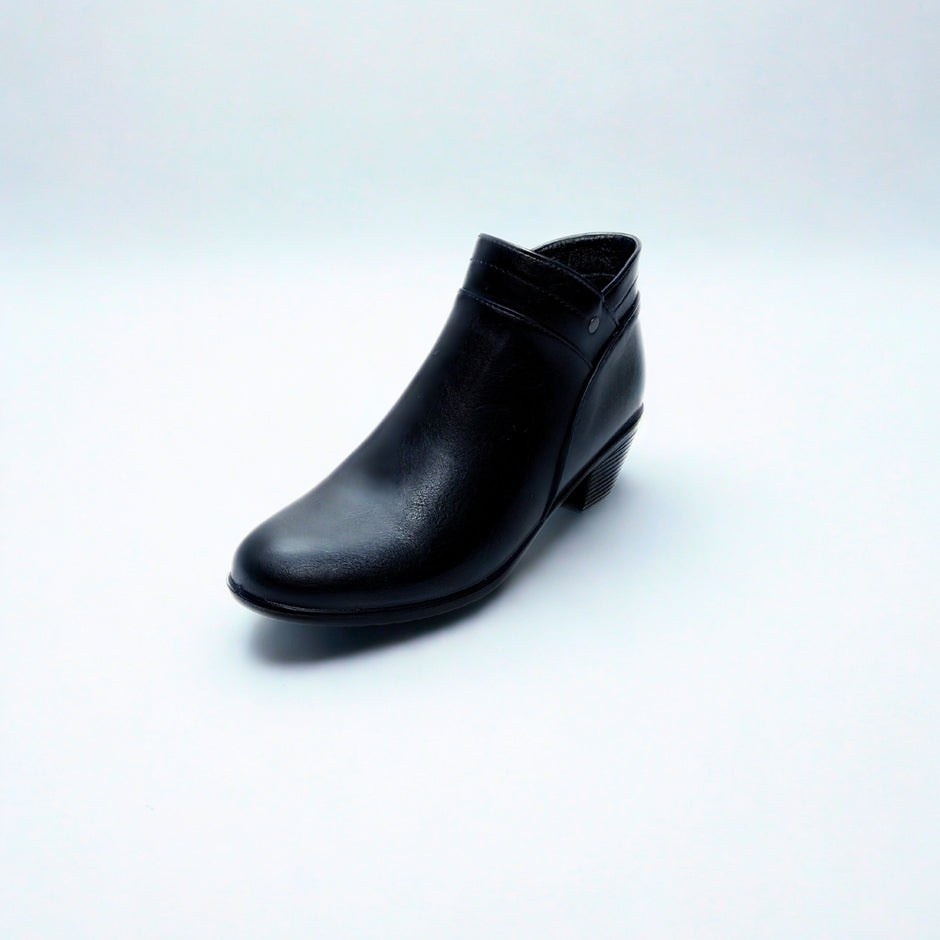 SALE Collection - Queue Shoes